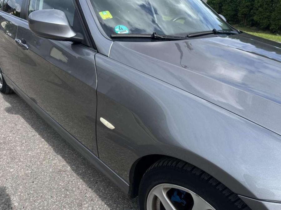 Pelēks BMW 320 2009 Kauņa, ar dzinēja tilpumu 2.00 L un nobraukumu 310 tūkst. km par 4300 €, foto 7 vietnē AUTOMOTO.COM.LV