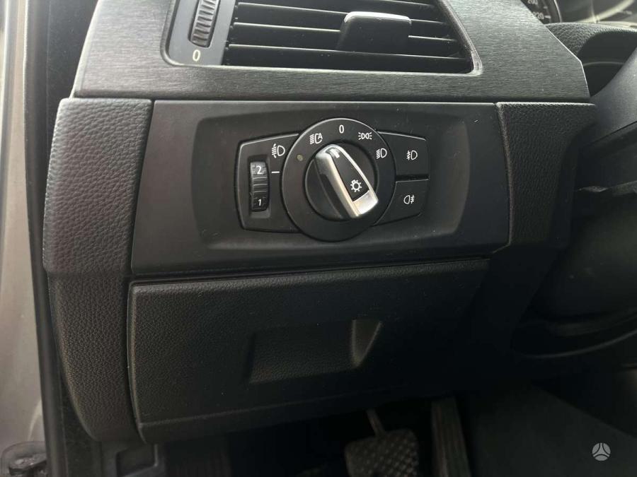 Pelēks BMW 320 2009 Kauņa, ar dzinēja tilpumu 2.00 L un nobraukumu 310 tūkst. km par 4300 €, foto 16 vietnē AUTOMOTO.COM.LV