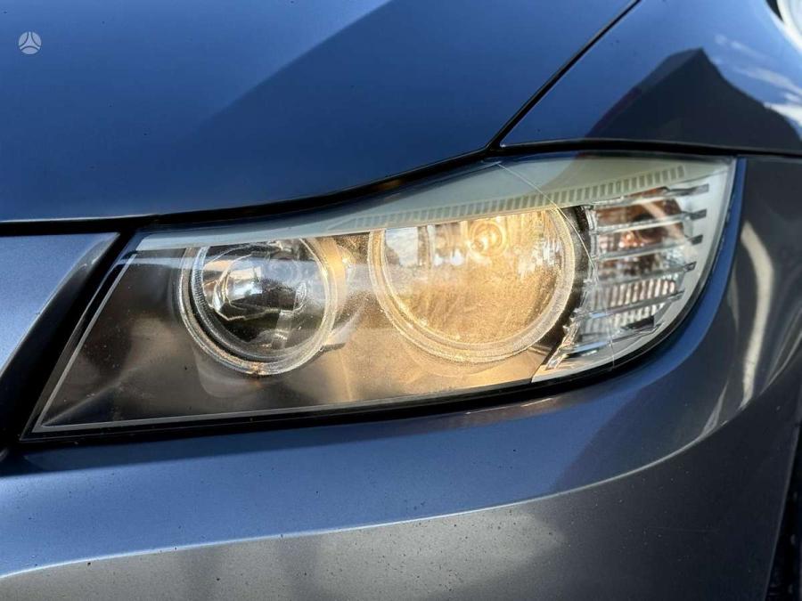 Pelēks BMW 320 2009 Kauņa, ar dzinēja tilpumu 2.00 L un nobraukumu 256 tūkst. km par 3500 €, foto 14 vietnē AUTOMOTO.COM.LV