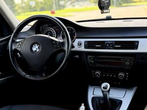 Pelēks BMW 320 2009 Kauņa, ar dzinēja tilpumu 2.00 L un nobraukumu 256 tūkst. km par 3500 €, foto 43 vietnē AUTOMOTO.COM.LV