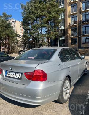 Pelēks BMW 320 2010 Rīga, ar dzinēja tilpumu 2.00 L un nobraukumu 172 tūkst. km par 3900 €, foto 3 vietnē AUTOMOTO.COM.LV