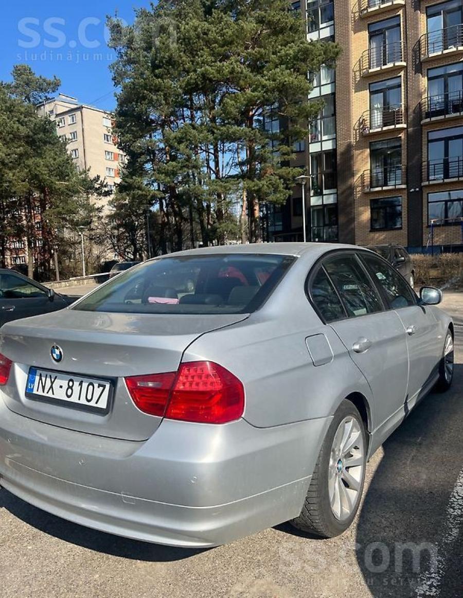 Pelēks BMW 320 2010 Rīga, ar dzinēja tilpumu 2.00 L un nobraukumu 172 tūkst. km par 3900 €, foto 3 vietnē AUTOMOTO.COM.LV