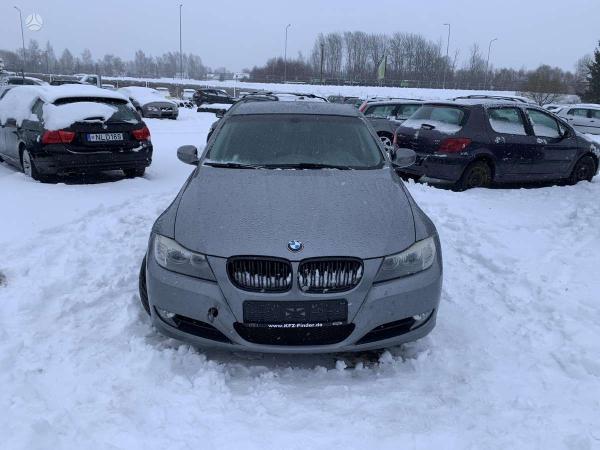 Grey BMW 320 2010 in Utena, with an engine capacity of 2.00 L and mileage of 304 thousand km for 2699 €, photo 3 on AUTOMOTO.COM.LV