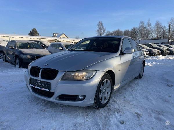 Grey BMW 320 2010 in Utena, with an engine capacity of 2.00 L and mileage of 200 thousand km for 4350 €, photo 1 on AUTOMOTO.COM.LV