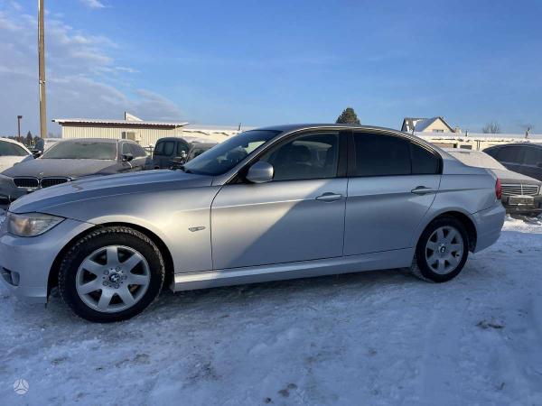 Grey BMW 320 2010 in Utena, with an engine capacity of 2.00 L and mileage of 200 thousand km for 4350 €, photo 4 on AUTOMOTO.COM.LV