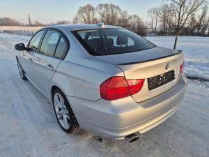Pelēks BMW 320 2010 Alīta, ar dzinēja tilpumu 2.00 L un nobraukumu 252 tūkst. km par 5350 €, foto 5 vietnē AUTOMOTO.COM.LV
