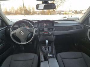 Pelēks BMW 320 2010 Alīta, ar dzinēja tilpumu 2.00 L un nobraukumu 252 tūkst. km par 5350 €, foto 13 vietnē AUTOMOTO.COM.LV