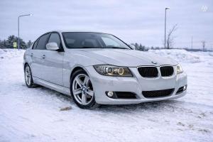 Pelēks BMW 320 2010 Viļņa, ar dzinēja tilpumu 2.00 L un nobraukumu 276 tūkst. km par 6200 €, foto  vietnē AUTOMOTO.COM.LV