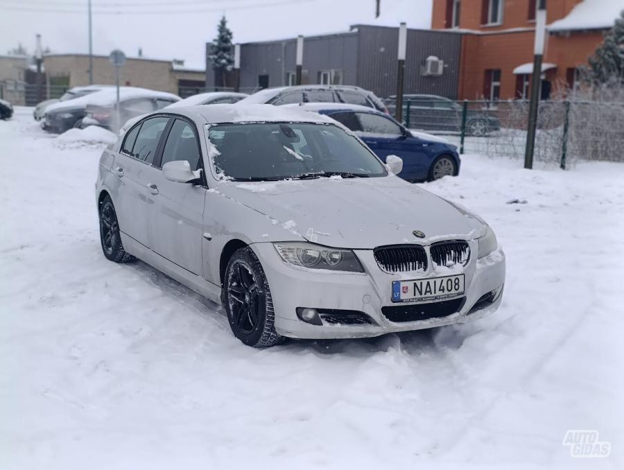 Pelēks BMW 320 2010 Kauņa, ar dzinēja tilpumu 1.80 L un nobraukumu 162 tūkst. km par 1999 €, foto 1 vietnē AUTOMOTO.COM.LV