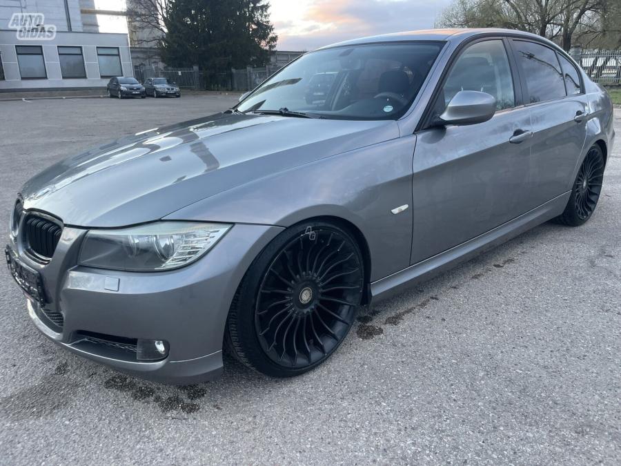 Pelēks BMW 320 2010 Kauņa, ar dzinēja tilpumu 2.00 L un nobraukumu 298 tūkst. km par 4450 €, foto 1 vietnē AUTOMOTO.COM.LV