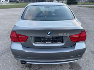 Pelēks BMW 320 2010 Kauņa, ar dzinēja tilpumu 2.00 L un nobraukumu 298 tūkst. km par 4450 €, foto 4 vietnē AUTOMOTO.COM.LV