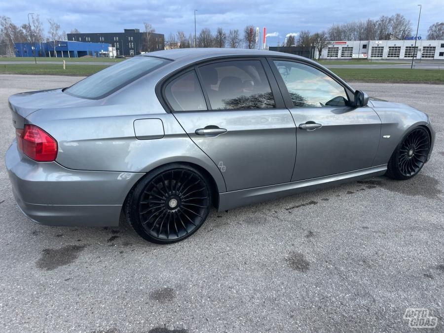 Pelēks BMW 320 2010 Kauņa, ar dzinēja tilpumu 2.00 L un nobraukumu 298 tūkst. km par 4450 €, foto 12 vietnē AUTOMOTO.COM.LV