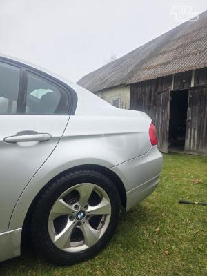 Pelēks BMW 320 2010 Viļņa, ar dzinēja tilpumu 2.00 L un nobraukumu 214 tūkst. km par 4350 €, foto 5 vietnē AUTOMOTO.COM.LV