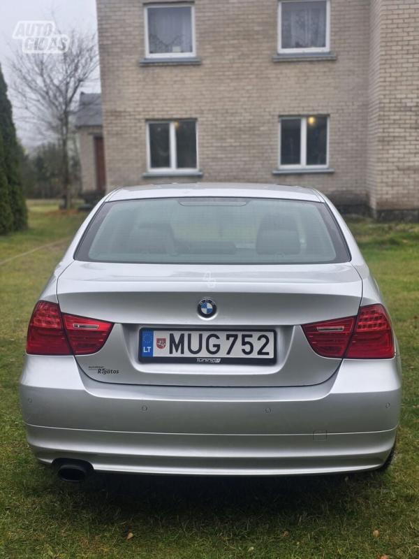 Grey BMW 320 2010 in Vilnius, with an engine capacity of 2.00 L and mileage of 214 thousand km for 4350 €, photo 8 on AUTOMOTO.COM.LV