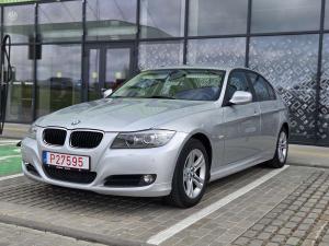 Pelēks BMW 320 2010 Viļņa, ar dzinēja tilpumu 2.00 L un nobraukumu 250 tūkst. km par 5650 €, foto 4 vietnē AUTOMOTO.COM.LV