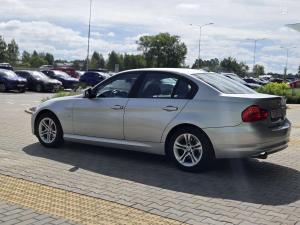 Pelēks BMW 320 2010 Viļņa, ar dzinēja tilpumu 2.00 L un nobraukumu 250 tūkst. km par 5650 €, foto 11 vietnē AUTOMOTO.COM.LV