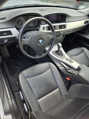 Pelēks BMW 320 2010 Viļņa, ar dzinēja tilpumu 2.00 L un nobraukumu 250 tūkst. km par 5650 €, foto 19 vietnē AUTOMOTO.COM.LV