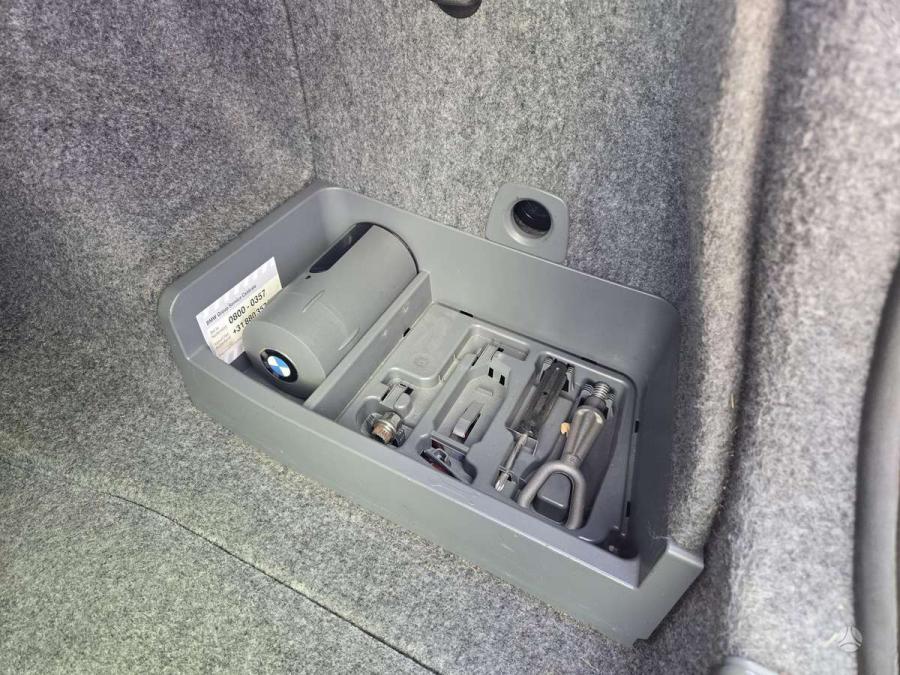 Pelēks BMW 320 2010 Viļņa, ar dzinēja tilpumu 2.00 L un nobraukumu 250 tūkst. km par 5650 €, foto 32 vietnē AUTOMOTO.COM.LV