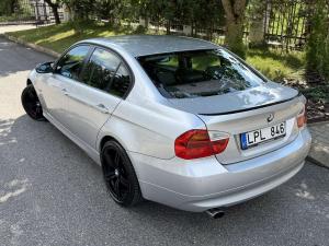 Grey BMW 320 2010 in Vilnius, with an engine capacity of 2.00 L and mileage of 180 thousand km for 5450 €, photo 3 on AUTOMOTO.COM.LV