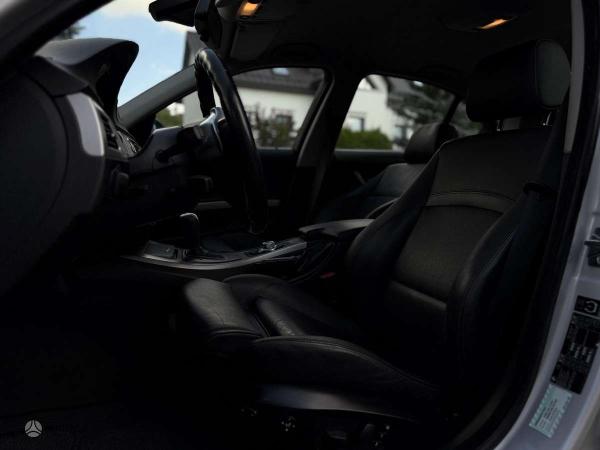 Grey BMW 320 2010 in Vilnius, with an engine capacity of 2.00 L and mileage of 180 thousand km for 5450 €, photo 3 on AUTOMOTO.COM.LV
