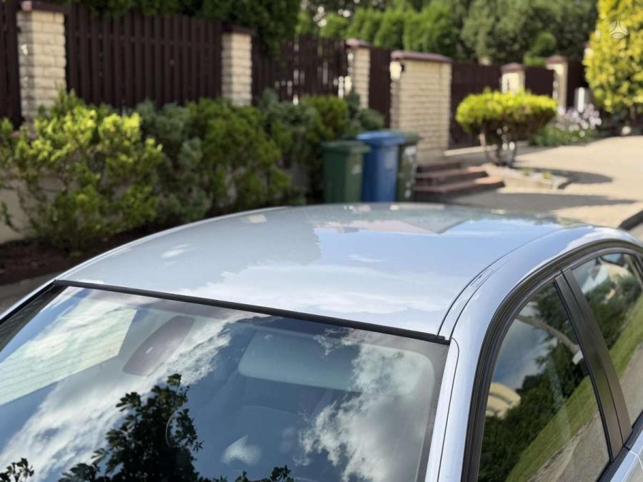 Grey BMW 320 2010 in Vilnius, with an engine capacity of 2.00 L and mileage of 180 thousand km for 5450 €, photo 8 on AUTOMOTO.COM.LV