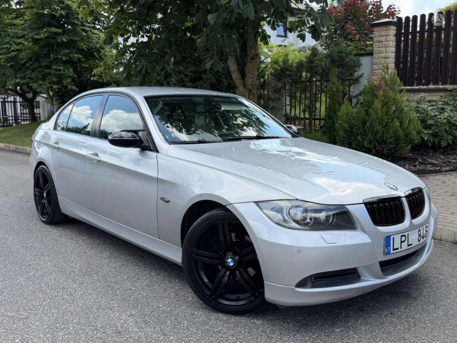 Grey BMW 320 2010 in Vilnius, with an engine capacity of 2.00 L and mileage of 180 thousand km for 5450 €, photo 28 on AUTOMOTO.COM.LV