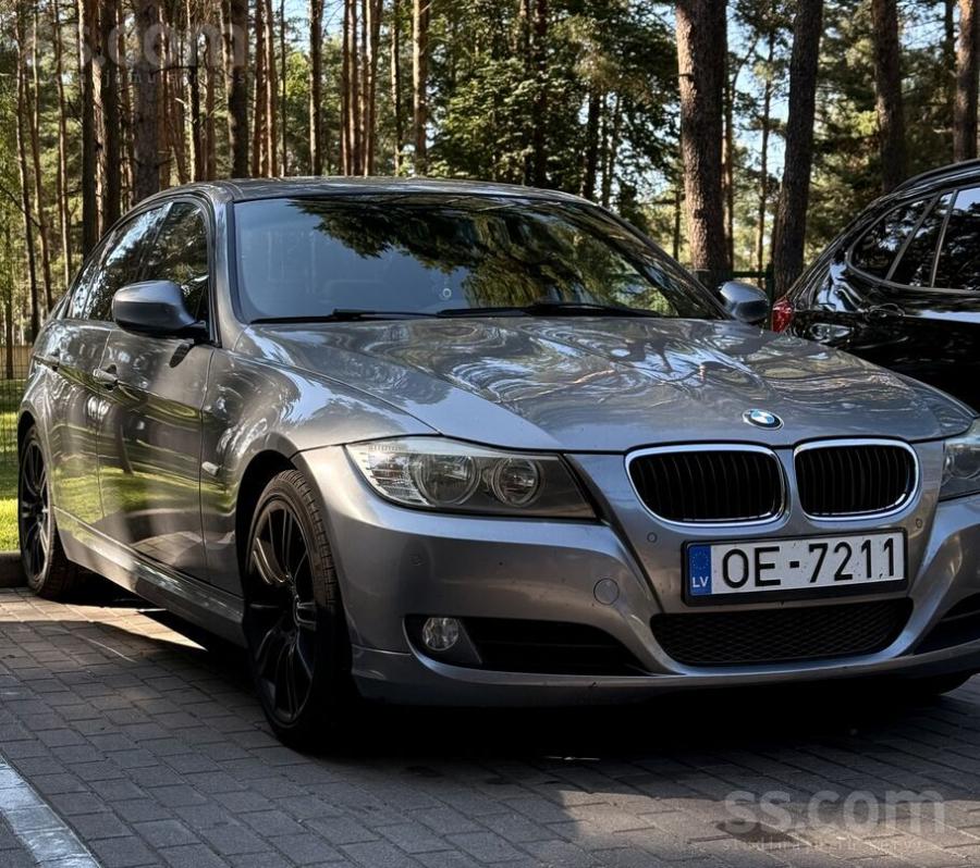 Grey BMW 320 2010 in Riga, with an engine capacity of 2.00 L and mileage of 316 thousand km for 5900 €, photo 1 on AUTOMOTO.COM.LV