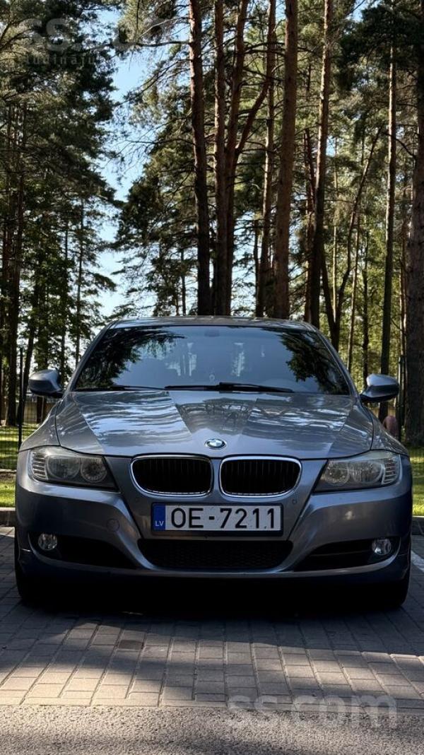 Grey BMW 320 2010 in Riga, with an engine capacity of 2.00 L and mileage of 316 thousand km for 5900 €, photo 2 on AUTOMOTO.COM.LV