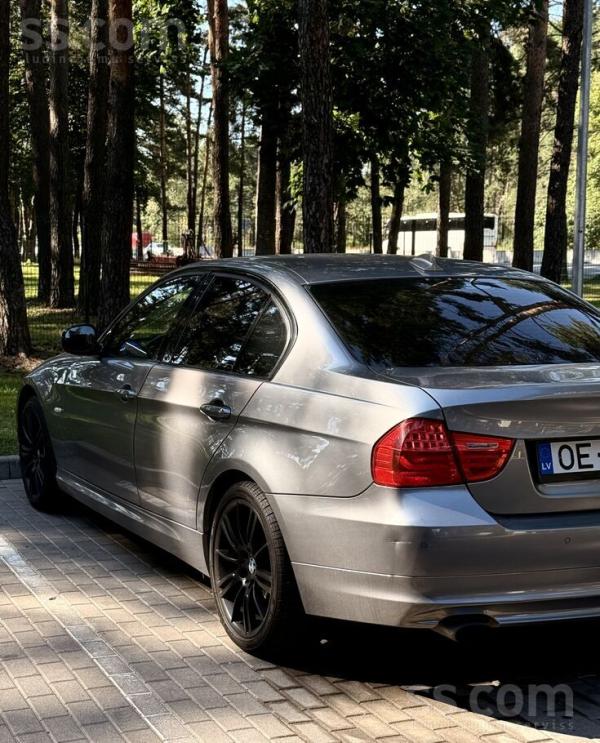 Grey BMW 320 2010 in Riga, with an engine capacity of 2.00 L and mileage of 316 thousand km for 5900 €, photo 5 on AUTOMOTO.COM.LV