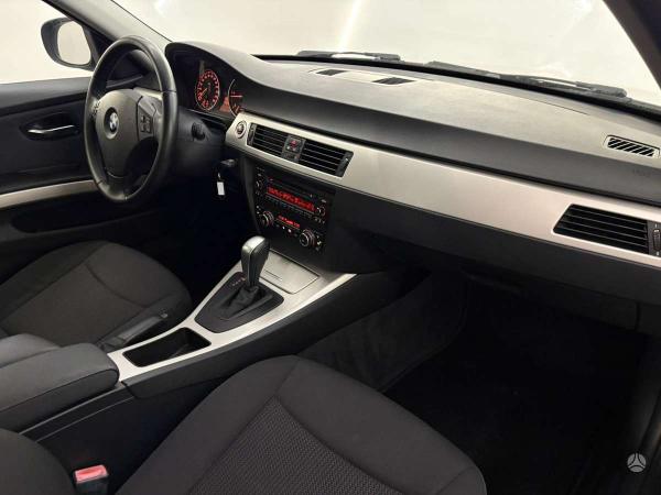 Grey BMW 320 2010 in Marijampole, with an engine capacity of 2.00 L and mileage of 242 thousand km for 4350 €, photo 11 on AUTOMOTO.COM.LV