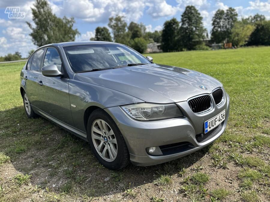 Pelēks BMW 320 2010 Panevēža, ar dzinēja tilpumu 2.00 L un nobraukumu 364 tūkst. km par 4000 €, foto 1 vietnē AUTOMOTO.COM.LV