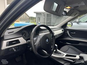 Pelēks BMW 320 2010 Panevēža, ar dzinēja tilpumu 2.00 L un nobraukumu 364 tūkst. km par 4000 €, foto 9 vietnē AUTOMOTO.COM.LV