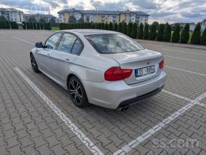 Grey BMW 320 2010 in Riga, with an engine capacity of 2.00 L and mileage of 364 thousand km for 6900 €, photo 7 on AUTOMOTO.COM.LV