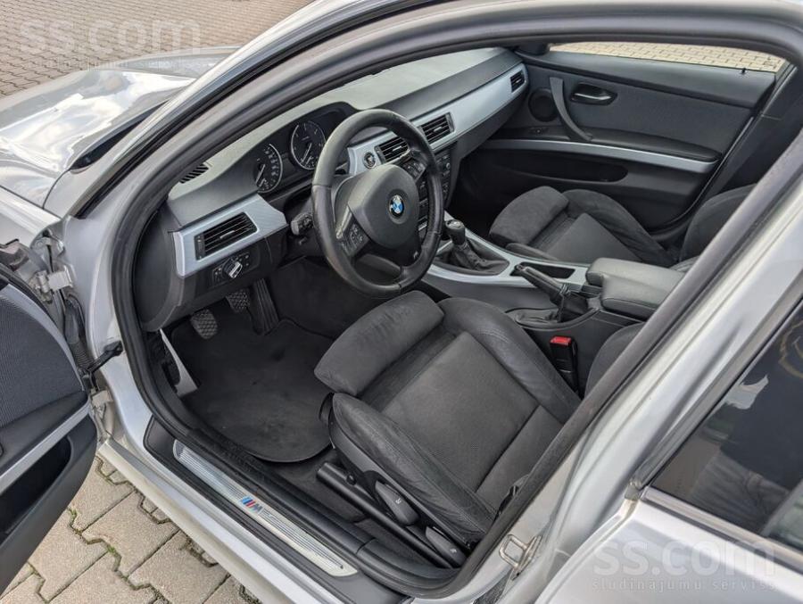 Grey BMW 320 2010 in Riga, with an engine capacity of 2.00 L and mileage of 364 thousand km for 6900 €, photo 8 on AUTOMOTO.COM.LV
