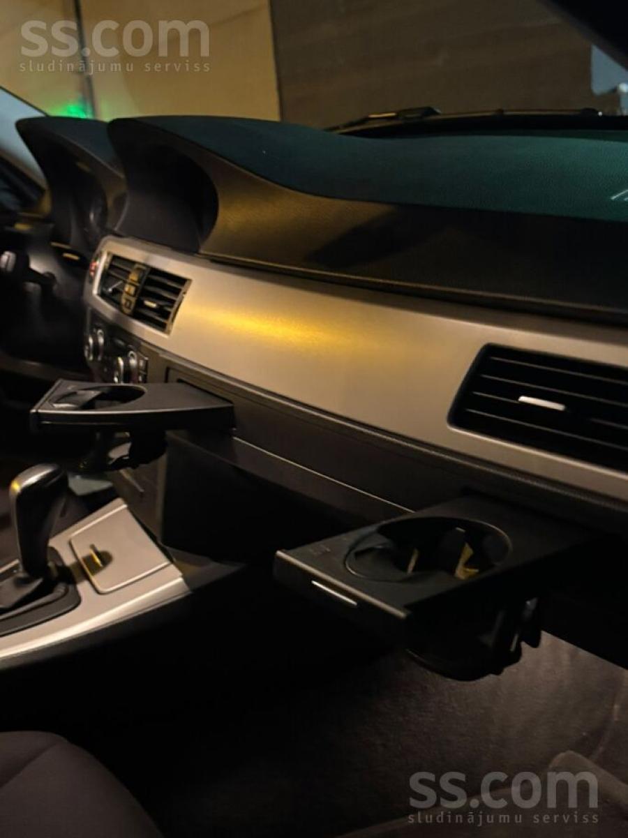 Pelēks BMW 320 2010 Rīga, ar dzinēja tilpumu 2.00 L un nobraukumu 228 tūkst. km par 7000 €, foto 15 vietnē AUTOMOTO.COM.LV