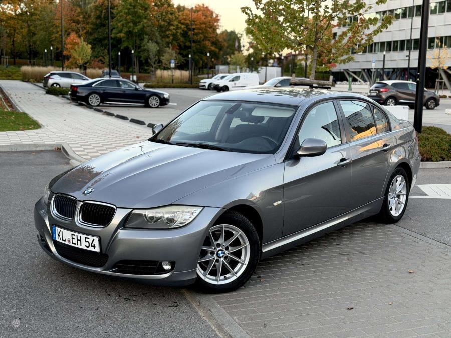 Pelēks BMW 320 2010 Viļņa, ar dzinēja tilpumu 0.00 L un nobraukumu 248 tūkst. km par 4800 €, foto 1 vietnē AUTOMOTO.COM.LV