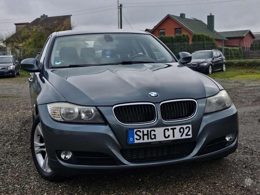 Pelēks BMW 320 2011 Kretinga, ar dzinēja tilpumu 2.00 L un nobraukumu 324 tūkst. km par 5300 €, foto 3 vietnē AUTOMOTO.COM.LV