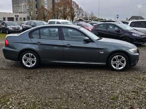 Pelēks BMW 320 2011 Kretinga, ar dzinēja tilpumu 2.00 L un nobraukumu 324 tūkst. km par 5300 €, foto 9 vietnē AUTOMOTO.COM.LV