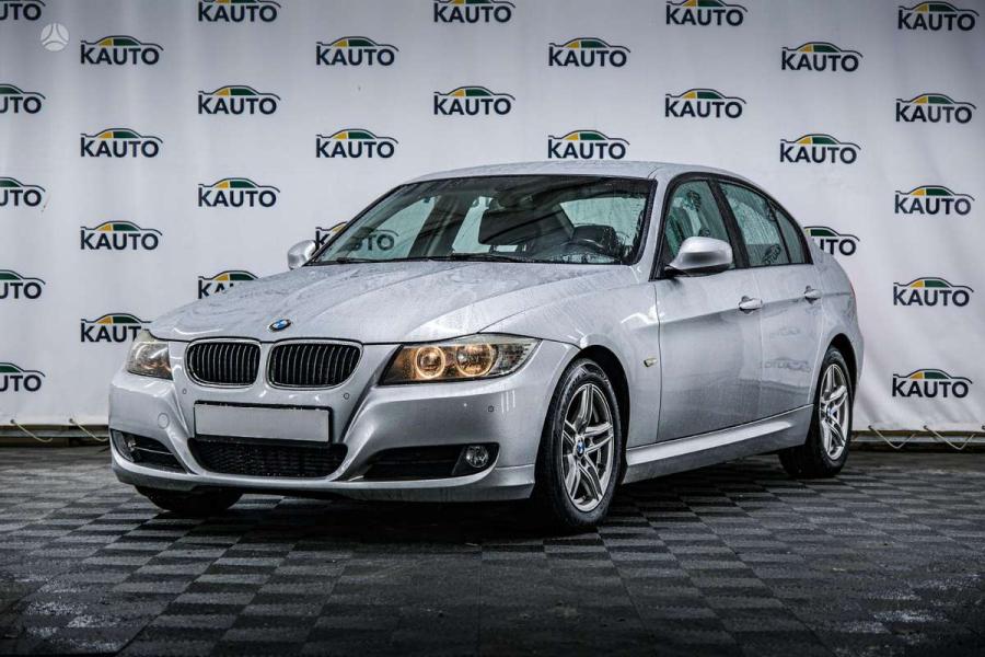 Grey BMW 320 2011 in Kaunas, with an engine capacity of 2.00 L and mileage of 0 thousand km for 5990 €, photo 1 on AUTOMOTO.COM.LV