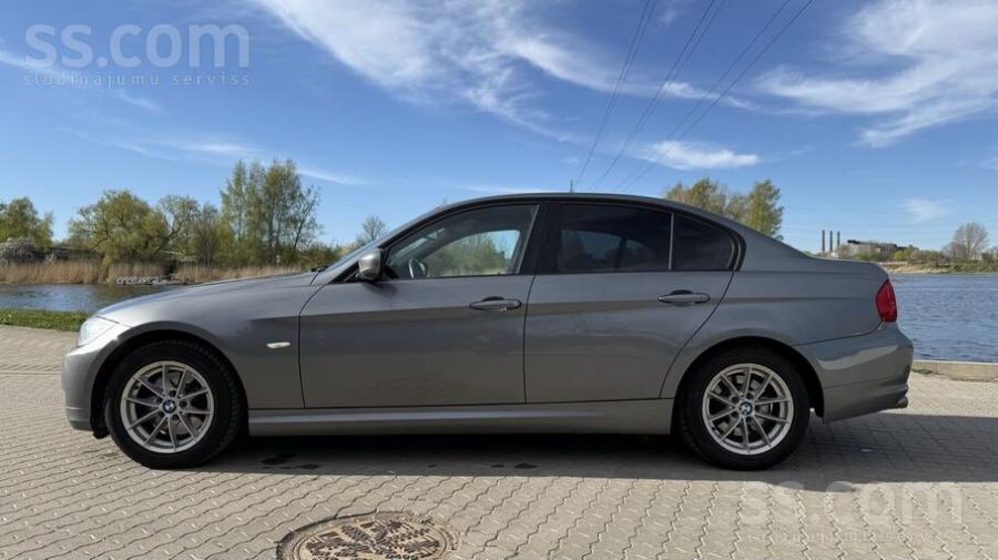 Pelēks BMW 320 2011 Liepāja, ar dzinēja tilpumu 2.00 L un nobraukumu 232 tūkst. km par 6500 €, foto 4 vietnē AUTOMOTO.COM.LV