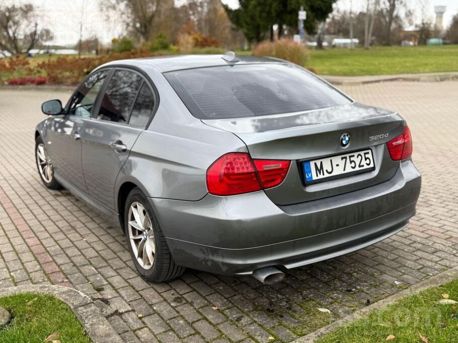 Pelēks BMW 320 2011 Ogre, ar dzinēja tilpumu 2.00 L un nobraukumu 216 tūkst. km par 6800 €, foto 7 vietnē AUTOMOTO.COM.LV
