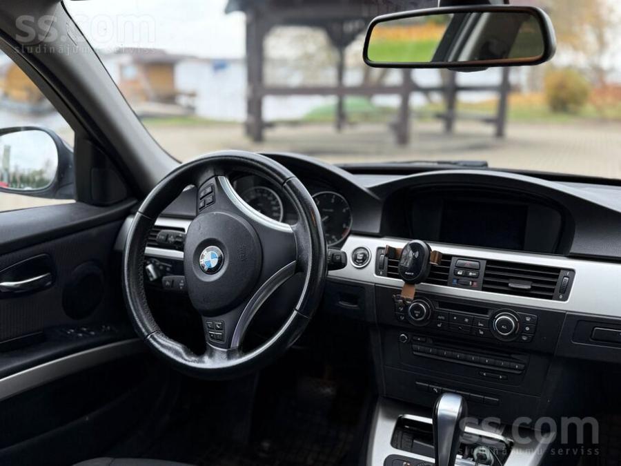 Pelēks BMW 320 2011 Ogre, ar dzinēja tilpumu 2.00 L un nobraukumu 216 tūkst. km par 6800 €, foto 10 vietnē AUTOMOTO.COM.LV