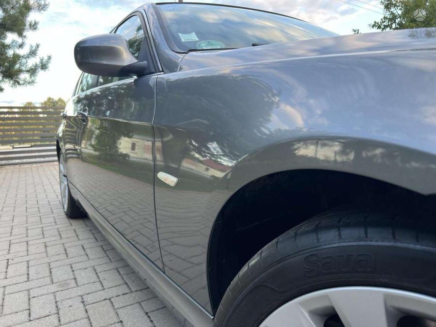 Grey BMW 320 2011 in Druskininkai, with an engine capacity of 2.00 L and mileage of 292 thousand km for 5890 €, photo 16 on AUTOMOTO.COM.LV