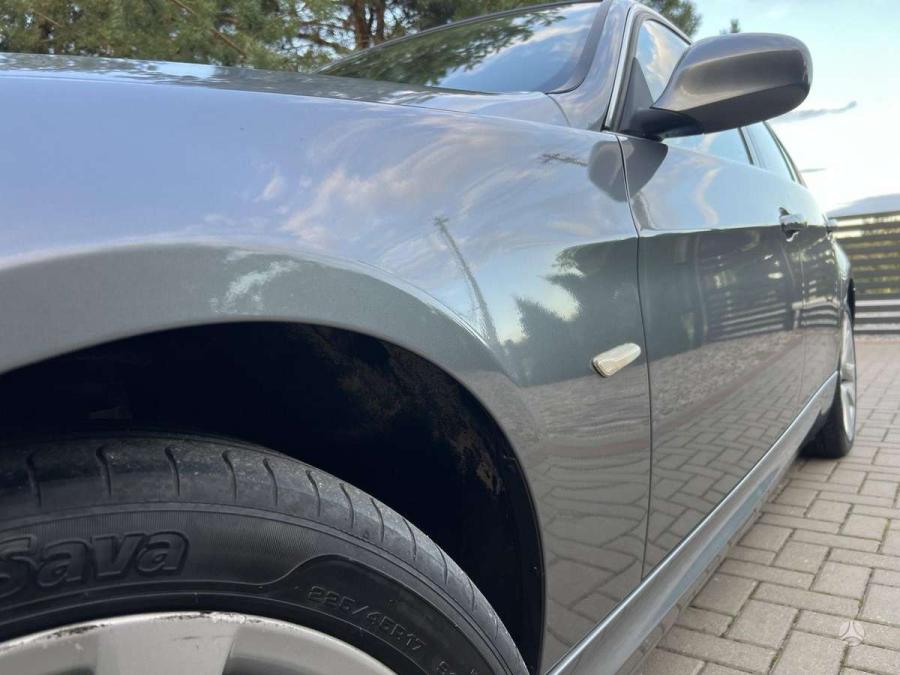 Grey BMW 320 2011 in Druskininkai, with an engine capacity of 2.00 L and mileage of 292 thousand km for 5890 €, photo 17 on AUTOMOTO.COM.LV