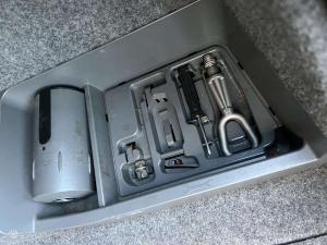 Grey BMW 320 2011 in Druskininkai, with an engine capacity of 2.00 L and mileage of 292 thousand km for 5890 €, photo 28 on AUTOMOTO.COM.LV
