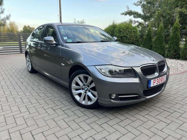 Grey BMW 320 2011 in Druskininkai, with an engine capacity of 2.00 L and mileage of 292 thousand km for 5890 €, photo 4 on AUTOMOTO.COM.LV