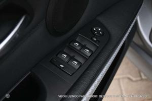 Grey BMW 320 2011 in Kretinga, with an engine capacity of 2.00 L and mileage of 371 thousand km for 6099 €, photo 21 on AUTOMOTO.COM.LV