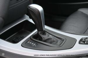 Grey BMW 320 2011 in Kretinga, with an engine capacity of 2.00 L and mileage of 371 thousand km for 6099 €, photo 22 on AUTOMOTO.COM.LV