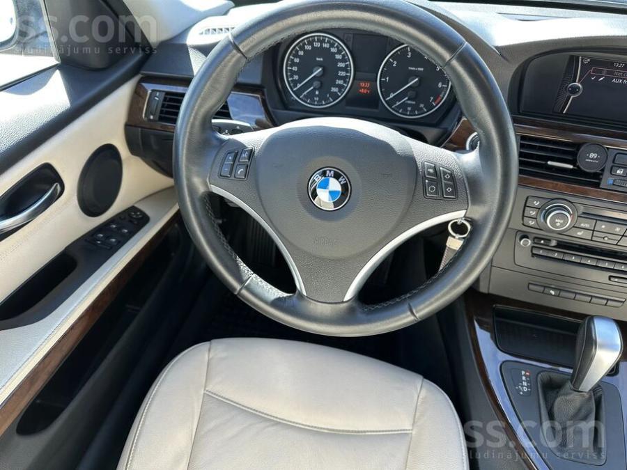 Pelēks BMW 320 2011 Ogre, ar dzinēja tilpumu 2.00 L un nobraukumu 179 tūkst. km par 6990 €, foto 15 vietnē AUTOMOTO.COM.LV