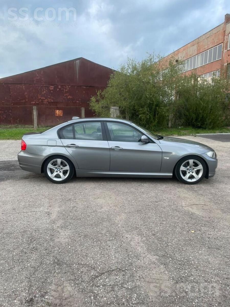 Pelēks BMW 320 2011 Jelgava, ar dzinēja tilpumu 2.00 L un nobraukumu 248 tūkst. km par 6100 €, foto 5 vietnē AUTOMOTO.COM.LV
